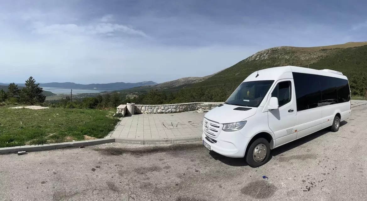 Prijevoz putnika busom Sarajevo | TIME TRAVEL - dT5VZNQ